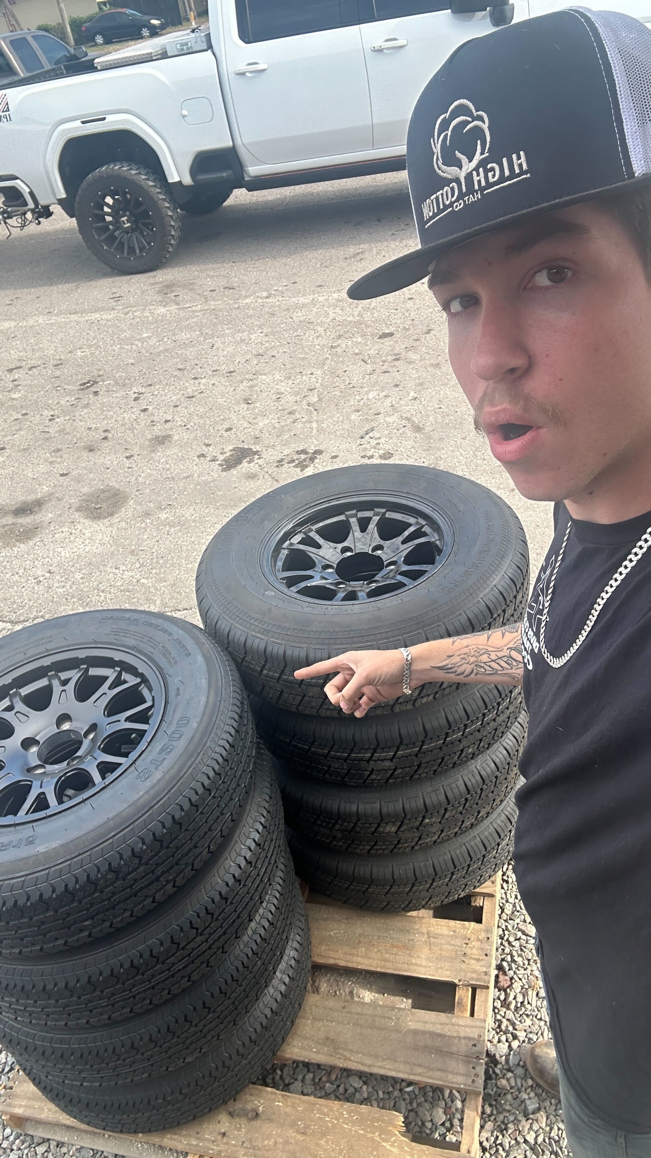 Davis Custom Trailers - Trailer Repair Service, Fully Stocked Showroom ...